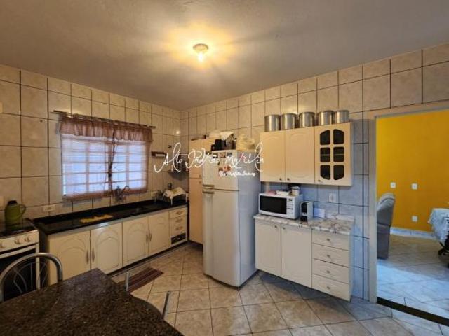 Casa para Venda em Marília, Comerciários II, 2 dormitórios, 1 suíte, 3 banheiros, 2 vagas