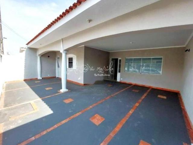 Casa para Venda em Marília, Jardim Continental, 3 dormitórios, 1 suíte, 2 banheiros, 3 vagas