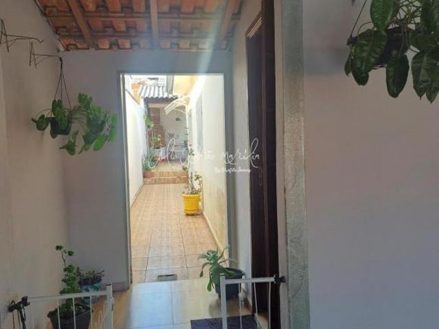 Casa para Venda em Marília, Jardim Continental, 3 dormitórios, 1 suíte, 2 banheiros, 4 vagas