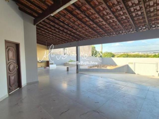 Casa para Venda em Marília, Jardim Acapulco, 3 dormitórios, 1 suíte, 3 banheiros, 7 vagas