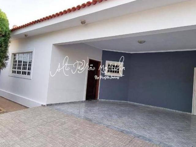 Casa para Venda em Marília, Jardim Jequitibá, 3 dormitórios, 1 suíte, 1 banheiro, 4 vagas