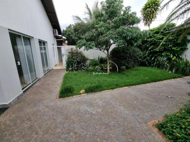 Casa para Venda em Marília, Jardim Jequitibá, 5 suítes, 7 banheiros, 8 vagas
