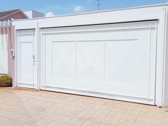 Casa para Venda em Marília, Jardim Maria Izabel, 3 dormitórios, 2 suítes, 4 banheiros, 3 vagas