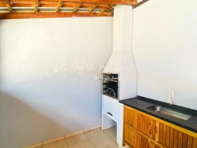 Casa para Venda em Marília, Jardim Nazareth, 3 dormitórios, 1 suíte, 2 banheiros, 2 vagas