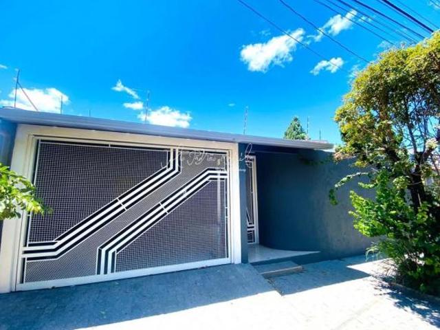 Casa para Venda em Marília, Jardim Nazareth, 3 dormitórios, 1 suíte, 2 banheiros, 2 vagas