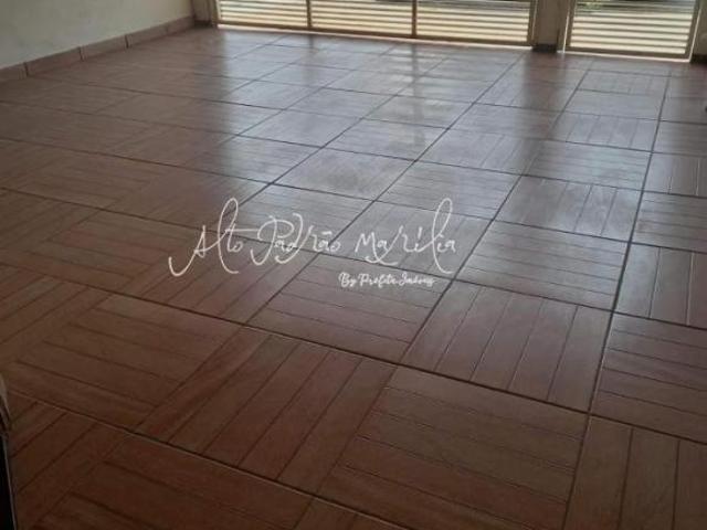 Casa para Venda em Marília, Jardim Planalto, 3 dormitórios, 1 suíte, 2 banheiros, 2 vagas