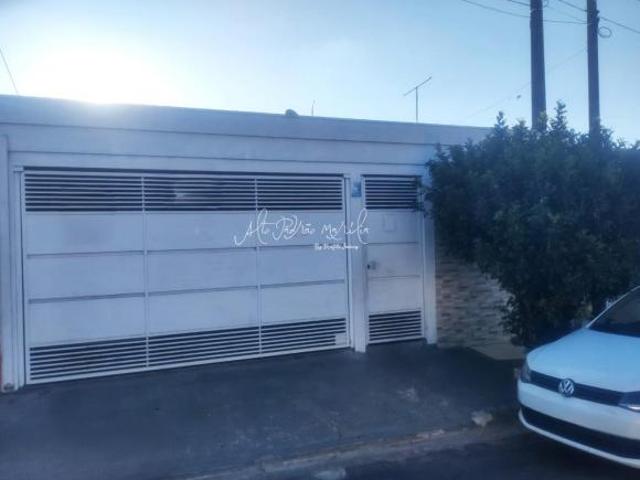 Casa para Venda em Marília, Nova Marília, 3 dormitórios, 1 suíte, 2 banheiros, 2 vagas
