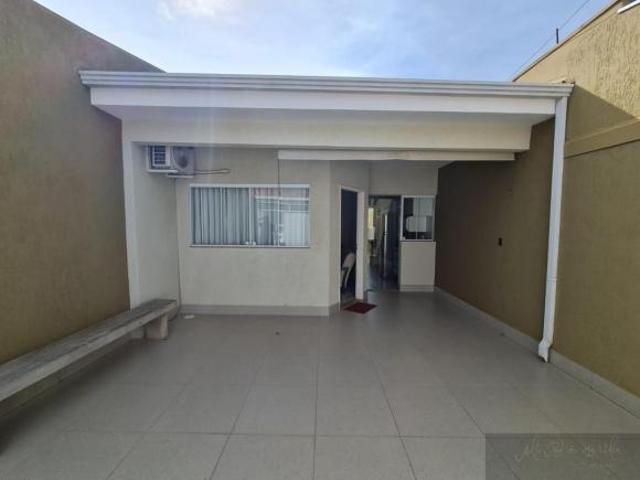 Casa para Venda em Marília, Palmital, 3 dormitórios, 1 suíte, 2 banheiros, 2 vagas