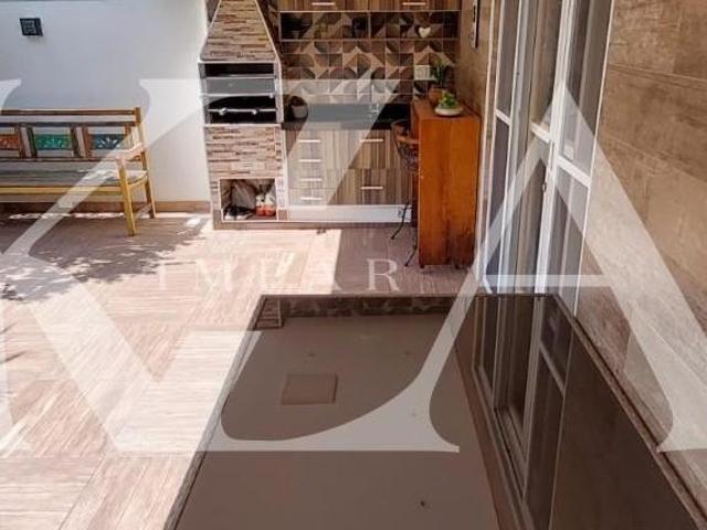 Casa para venda em Medeiros de 111.00m² com 3 Quartos e 2 Suites