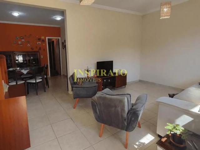 Casa para venda em Medeiros de 168.00m² com 3 Quartos, 1 Suite e 7 Garagens