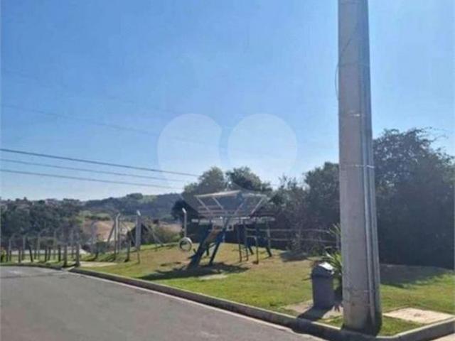 Casa para venda em N R Pedro Fumachi de 56.00m² com 2 Quartos e 1 Garagem