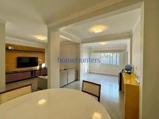 Casa para venda em Notre Dame de 276.00m² com 3 Quartos, 1 Suite e 4 Garagens