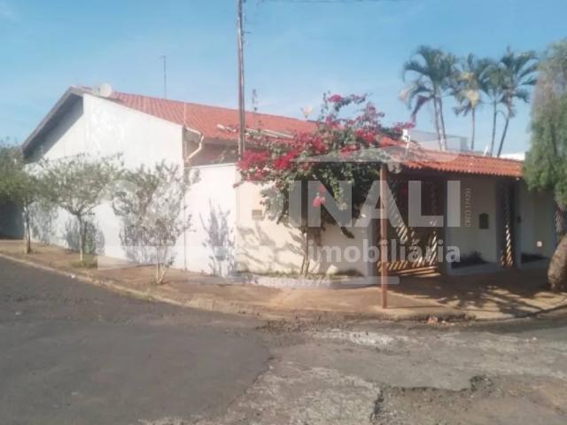 Casa para venda em Nova Vila Cerqueira em Américo Brasiliense São Paulo de 280.00m² com 3 Quartos, 1 Suíte e 5 Garagens