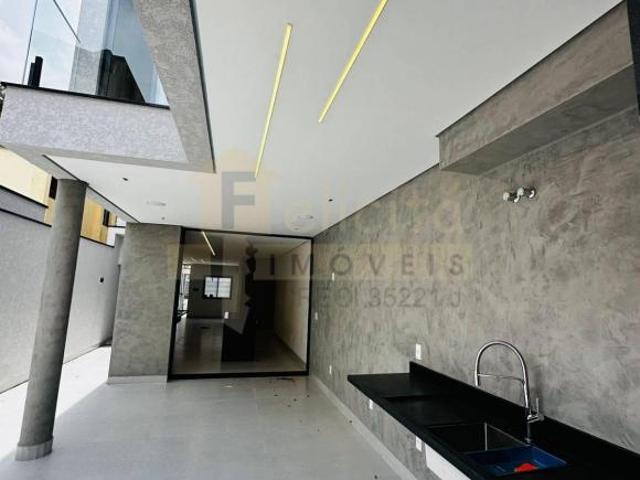 Casa para venda em Nova Aldeinha/aldeia de 141.00m² com 3 Quartos, 3 Suites e 2 Garagens