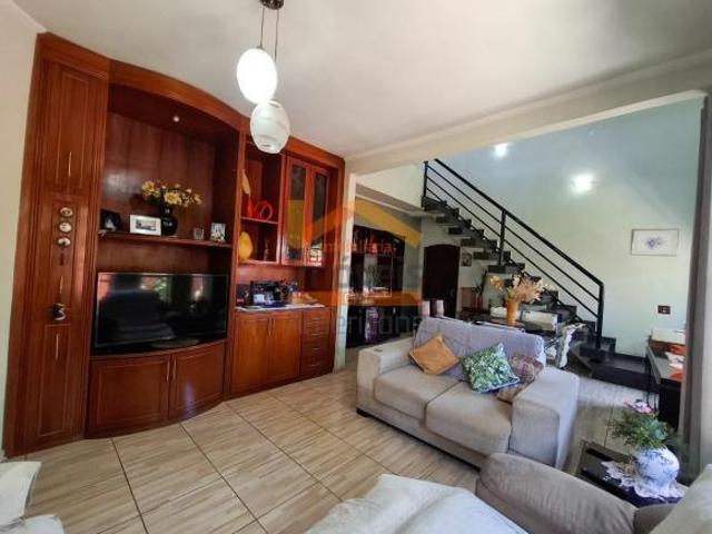 Casa para venda em Nova Americana de 218.00m² com 3 Quartos, 2 Suites e 4 Garagens