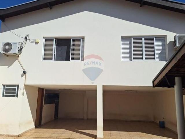 Casa para venda em Nova Americana de 235.00m² com 2 Quartos, 2 Suites e 3 Garagens