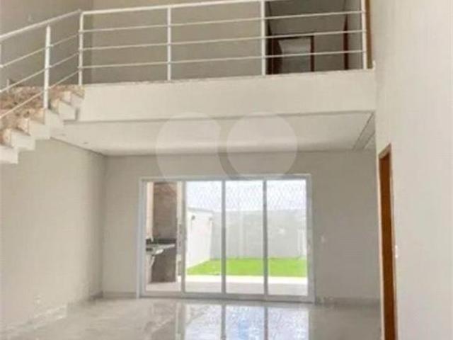 Casa para venda em Nova Era de 195.00m² com 3 Quartos, 1 Suite e 4 Garagens