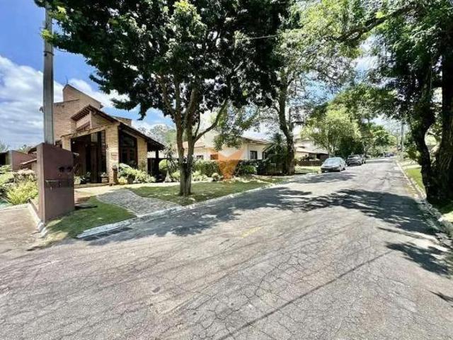 Casa para venda em Nova Higienópolis de 10.00m² com 4 Quartos, 4 Suites e 12 Garagens