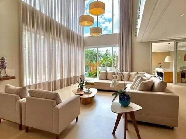 Casa para venda em Nova Higienópolis de 402.49m² com 4 Quartos, 4 Suites e 2 Garagens