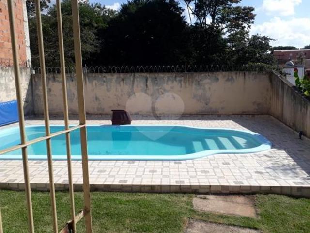 Casa para venda em Nova Itatiba de 269.00m² com 4 Quartos e 4 Garagens