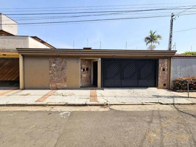 Casa para venda em Nova Piracicaba de 257.00m² com 4 Quartos, 3 Suites e 4 Garagens