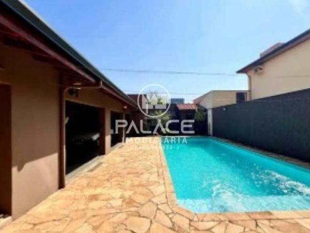 Casa para venda em Nova Piracicaba de 256.00m² com 1 Quarto, 3 Suites e 4 Garagens