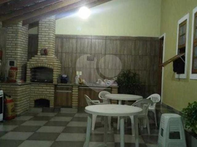 Casa para venda em Novo Horizonte de 85.00m² com 2 Quartos, 1 Suite e 1 Garagem