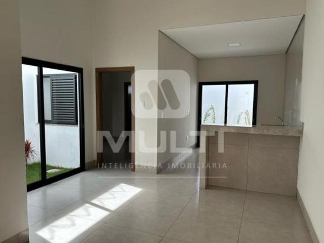 Casa para venda em Novo Mundo, Uberlândia