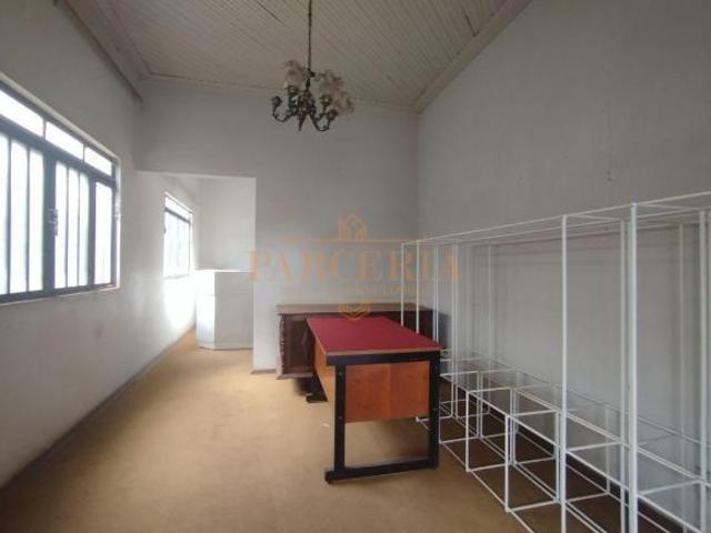 Casa para venda em Novo Paraiso de 184.00m² com 3 Quartos e 2 Garagens