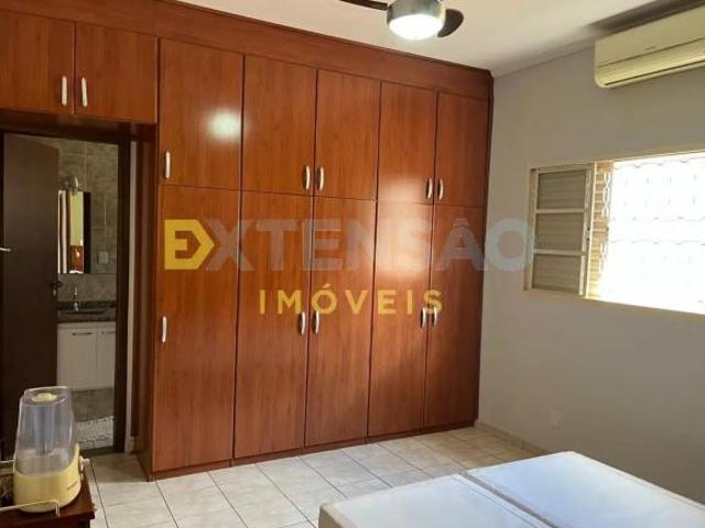 Casa para venda em Novo Paraíso de 193.00m² com 3 Quartos, 1 Suite e 2 Garagens