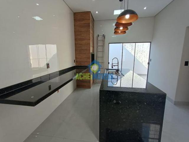 Casa para venda em Novo Paraíso de 80.61m² com 2 Quartos, 1 Suite e 3 Garagens