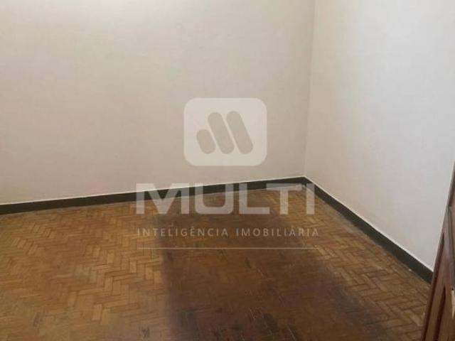 Casa para venda em Nossa Senhora Aparecida, Uberlândia