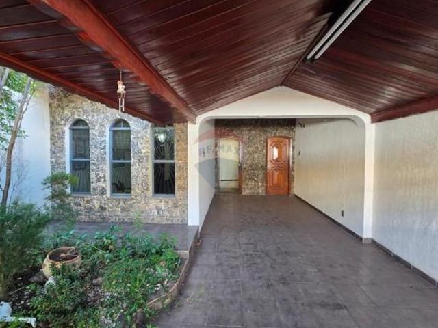 Casa para venda em Nossa Senhora De Fátima de 154.00m² com 3 Quartos, 1 Suite e 2 Garagens