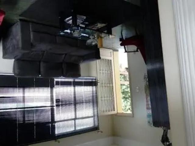 Casa para Venda em Niterói, Santa Rosa, 7 dormitórios, 2 suítes, 5 banheiros, 4 vagas