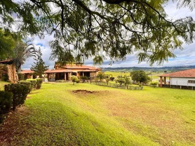 Casa para venda em Ninho Verde Ii de 373.00m² com 5 Quartos, 1 Suite e 5 Garagens