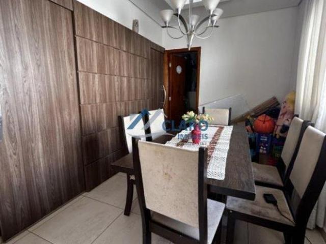 Casa para venda em Núcleo Habitacional Mary Dota de 200.00m² com 2 Quartos, 1 Suite e 2 Garagens
