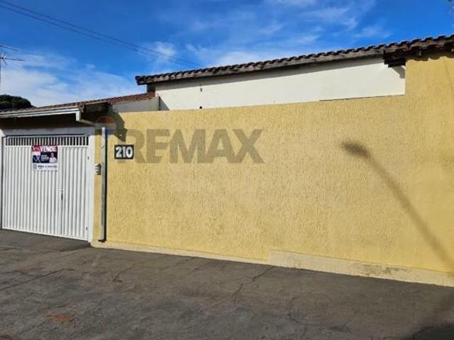 Casa para venda em Núcleo Habitacional Monsenhor Pasetto de 177.00m² com 4 Quartos e 2 Garagens