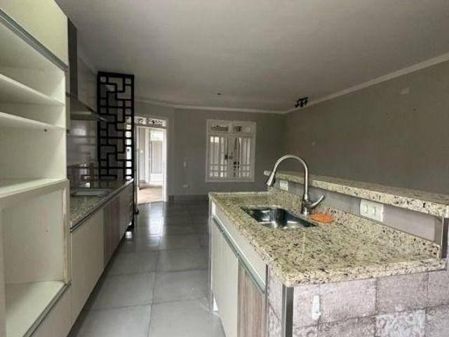 Casa para venda em Núcleo Residencial Professor Carlos Aldrovandi de 204.00m² com 2 Quartos, 1 Suite