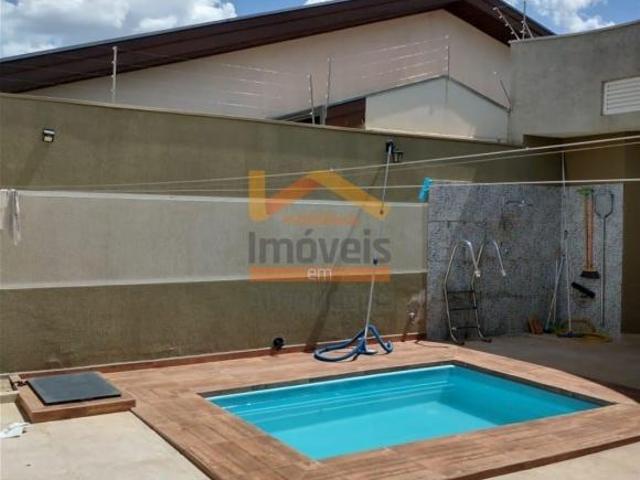 Casa para venda em São Manoel de 225.00m² com 3 Quartos, 1 Suite e 4 Garagens