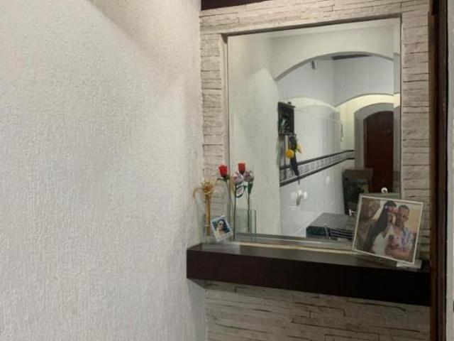 Casa para Venda em São Bernardo do Campo, Alves Dias, 2 dormitórios, 1 suíte, 3 banheiros, 2 vagas