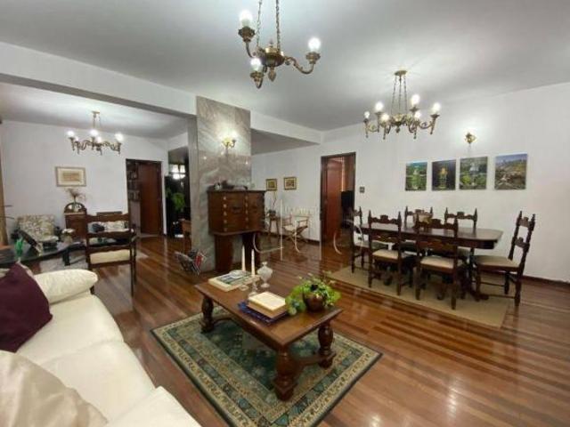 Casa para venda em São Dimas de 396.00m² com 4 Quartos, 2 Suites e 2 Garagens