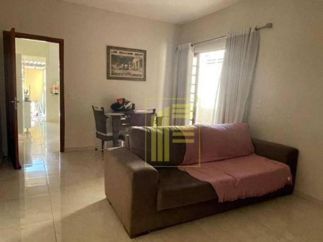Casa para venda em São Francisco de 208.00m² com 3 Quartos, 1 Suite e 2 Garagens