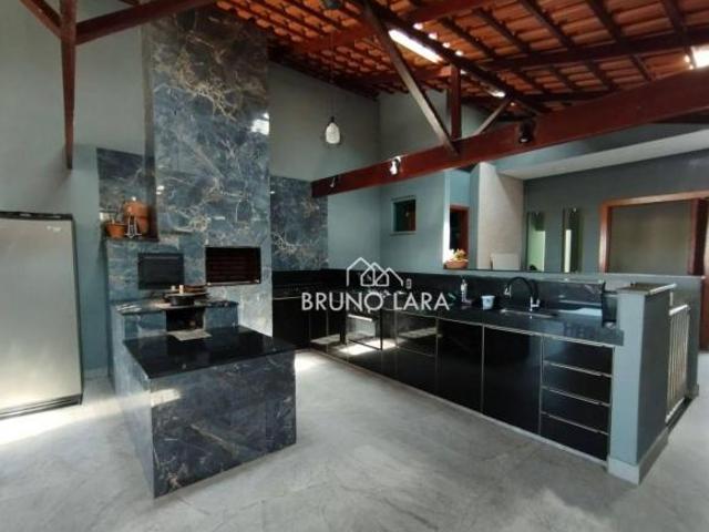 Casa para venda em São João, Betim