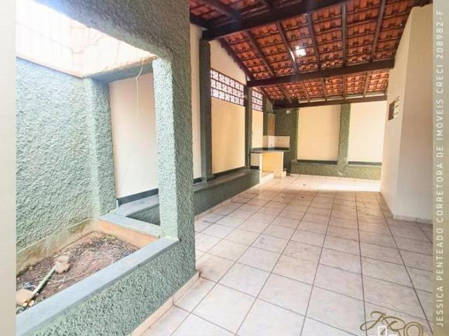 Casa para Venda em São João da Boa Vista, Jardim Novo Horizonte, 2 dormitórios, 2 banheiros, 2 vagas