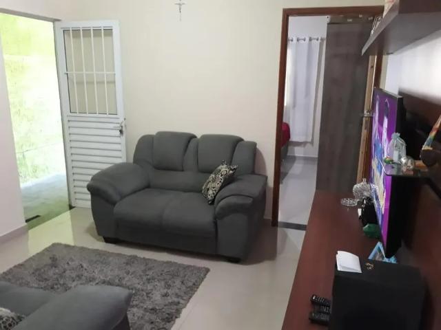 Casa para Venda em São José dos Campos, NOVO HORIZONTE, 2 dormitórios, 1 banheiro, 1 vaga