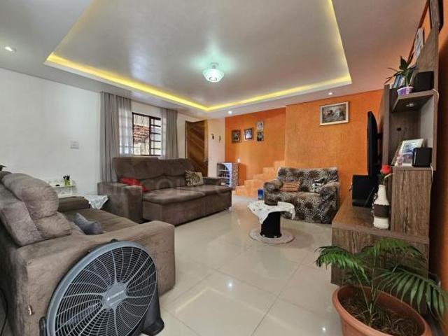 Casa para Venda em São José dos Pinhais, Iná, 3 dormitórios, 2 banheiros, 3 vagas