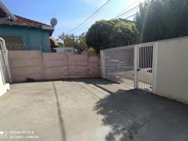 Casa para venda em São José de 246.00m² com 3 Quartos e 5 Garagens