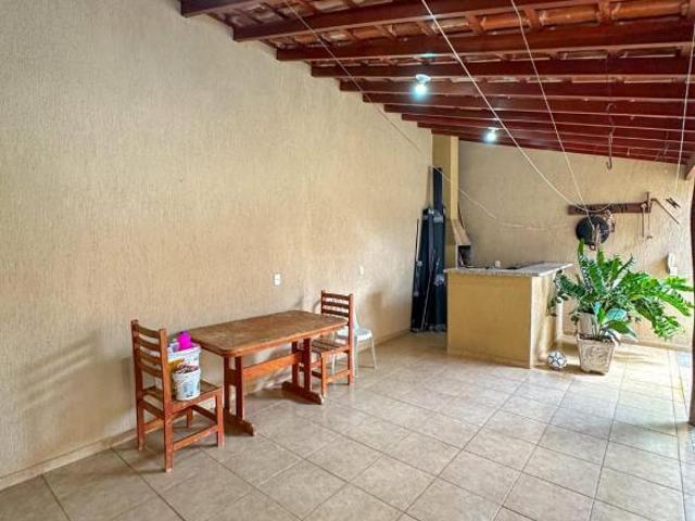 Casa para venda em São José de 288.00m² com 3 Quartos, 1 Suite e 2 Garagens