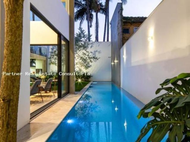 Casa para Venda em São Paulo, Alto de Pinheiros, 3 dormitórios, 3 suítes, 4 banheiros, 6 vagas