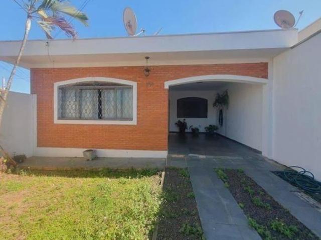 Casa para venda em São Pedro de 172.00m² com 4 Quartos, 2 Suites e 3 Garagens